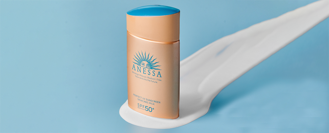 6 Rekomendasi Sunscreen Untuk Olahraga Outdoor, Anti Luntur Buat Berenang!