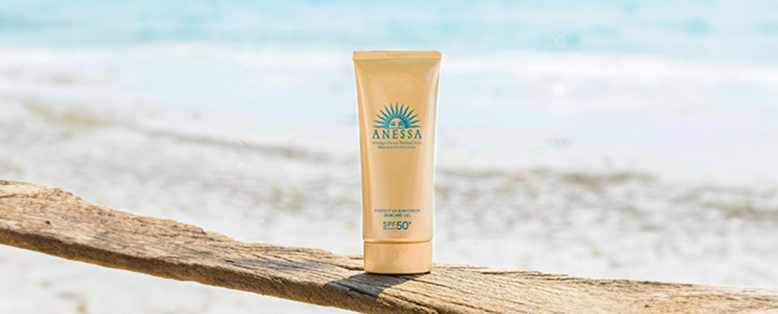 6 Rekomendasi Sunscreen Untuk Badan dan Wajah Terbaik